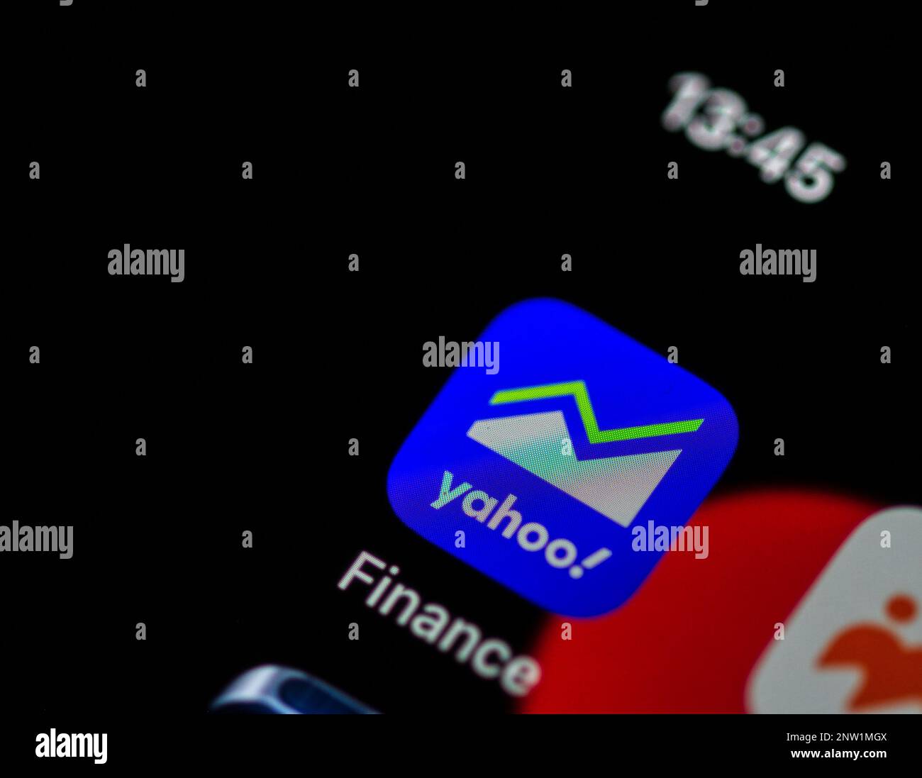 Yahoo finance icon hi-res stock photography and images - Alamy