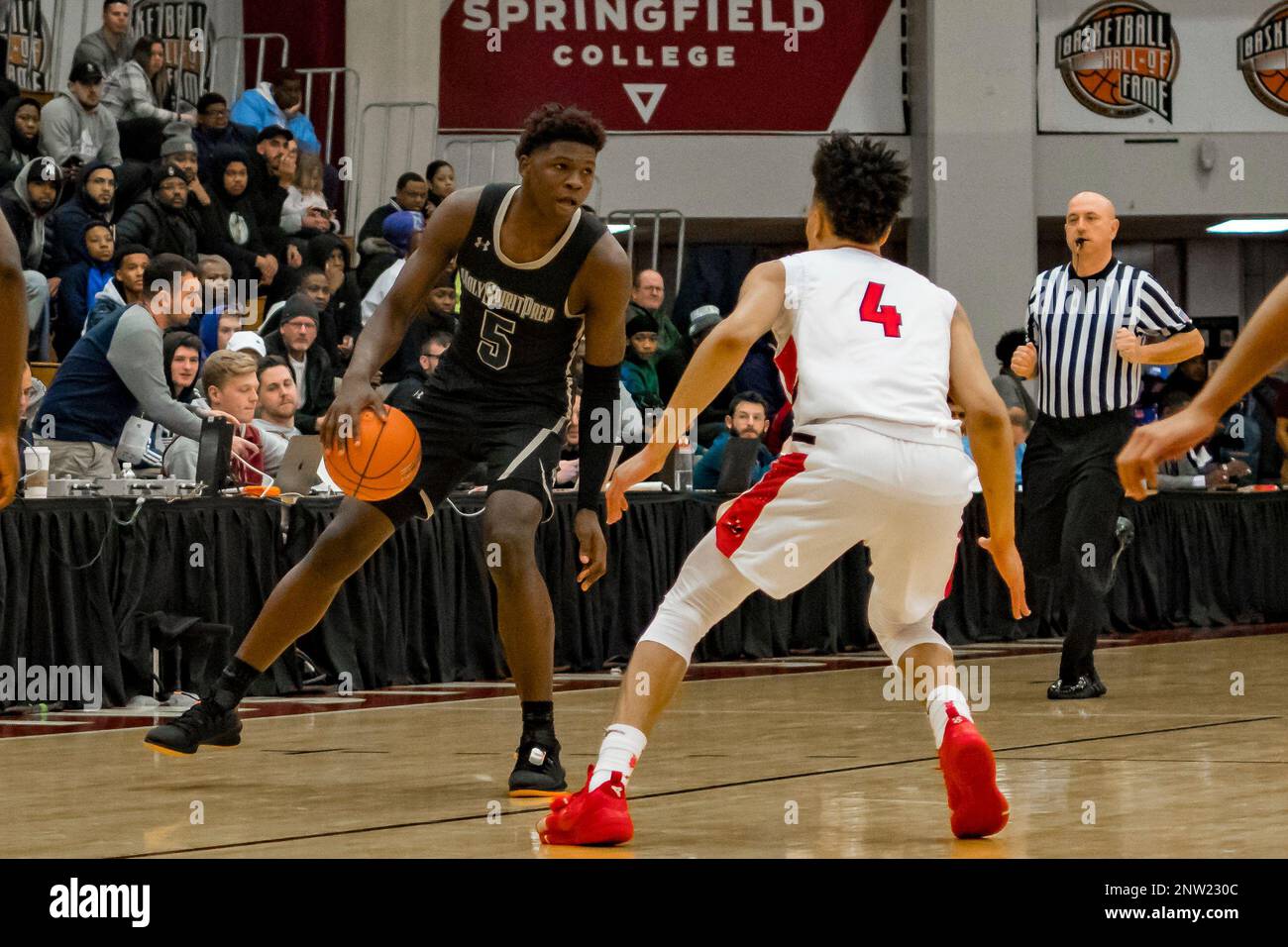 SPRINGFIELD, MA - JANUARY 20: Holy Spirit Cougars guard Anthony Edwards ...