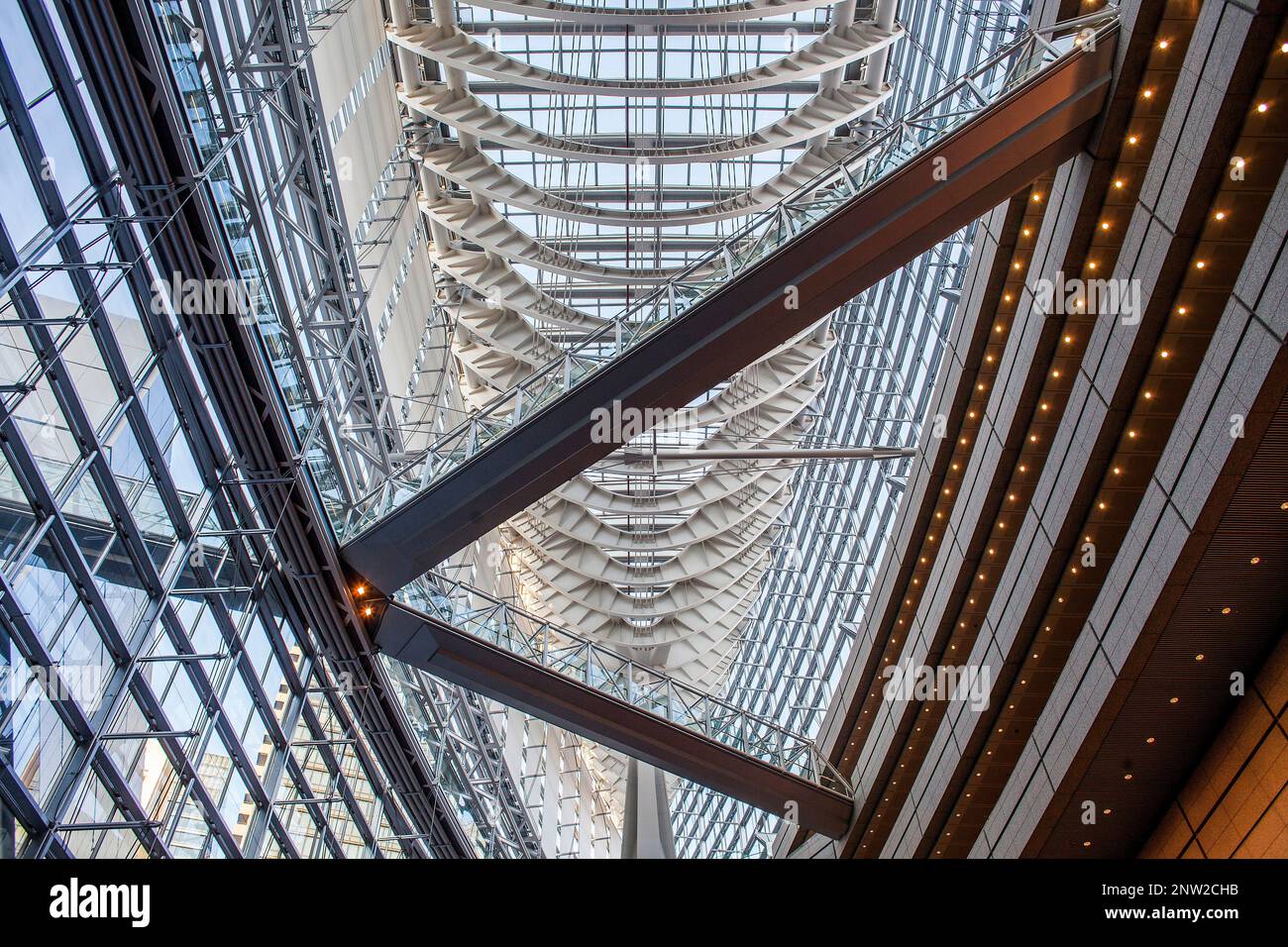 Detail, roof of Tokyo International Forum, Congress center by architect ...