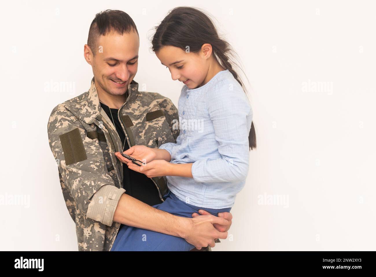 military father hugging his daughter Stock Photo - Alamy
