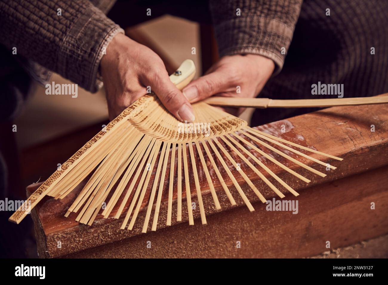 Hanji, traditional Korean paper, paper hanji fan handmade from mulberry ...