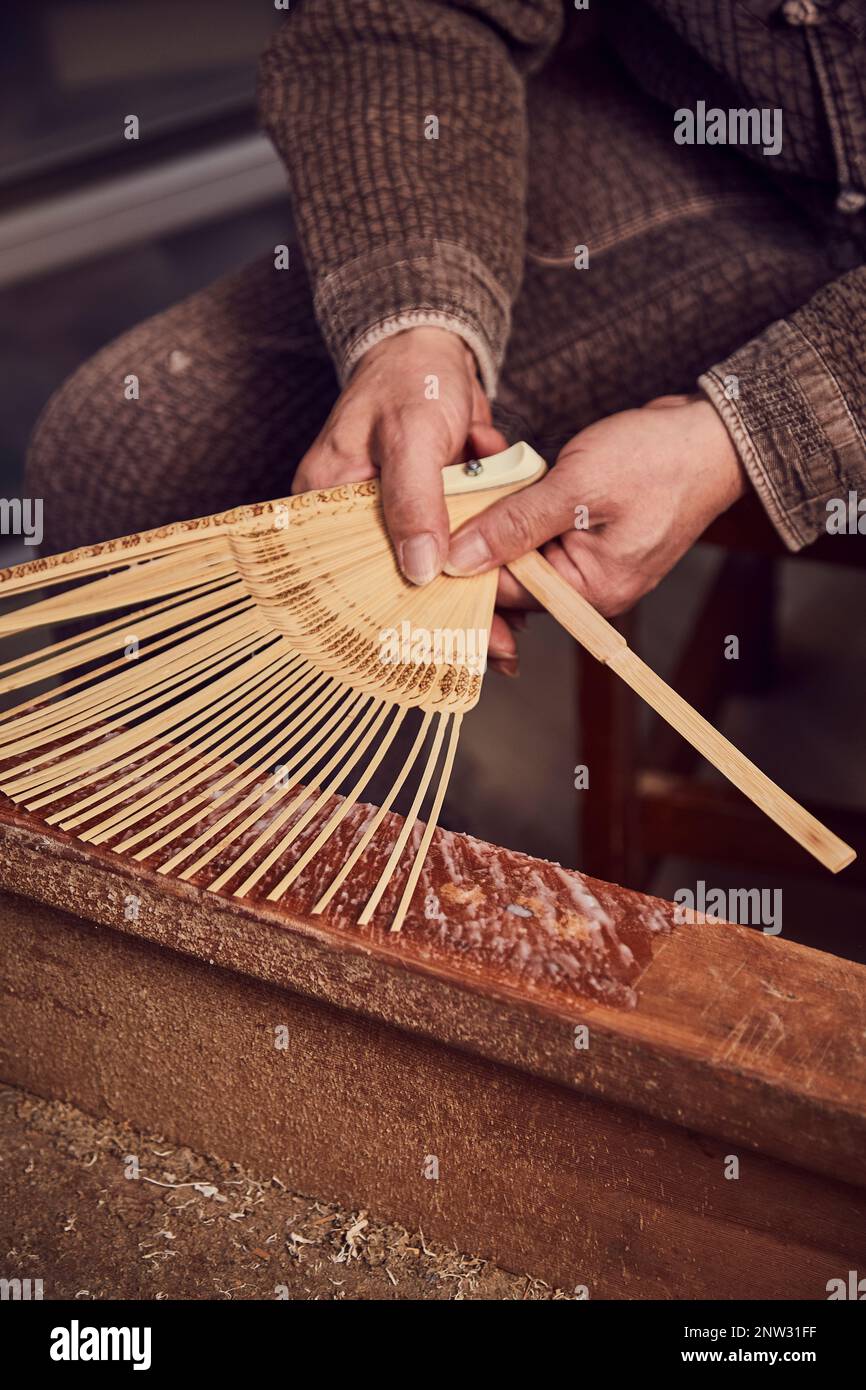 Hanji, traditional Korean paper, paper hanji fan handmade from mulberry ...