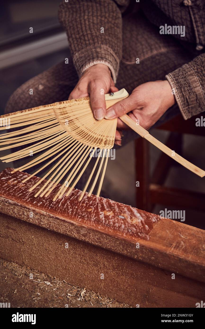 Hanji, traditional Korean paper, paper hanji fan handmade from mulberry ...