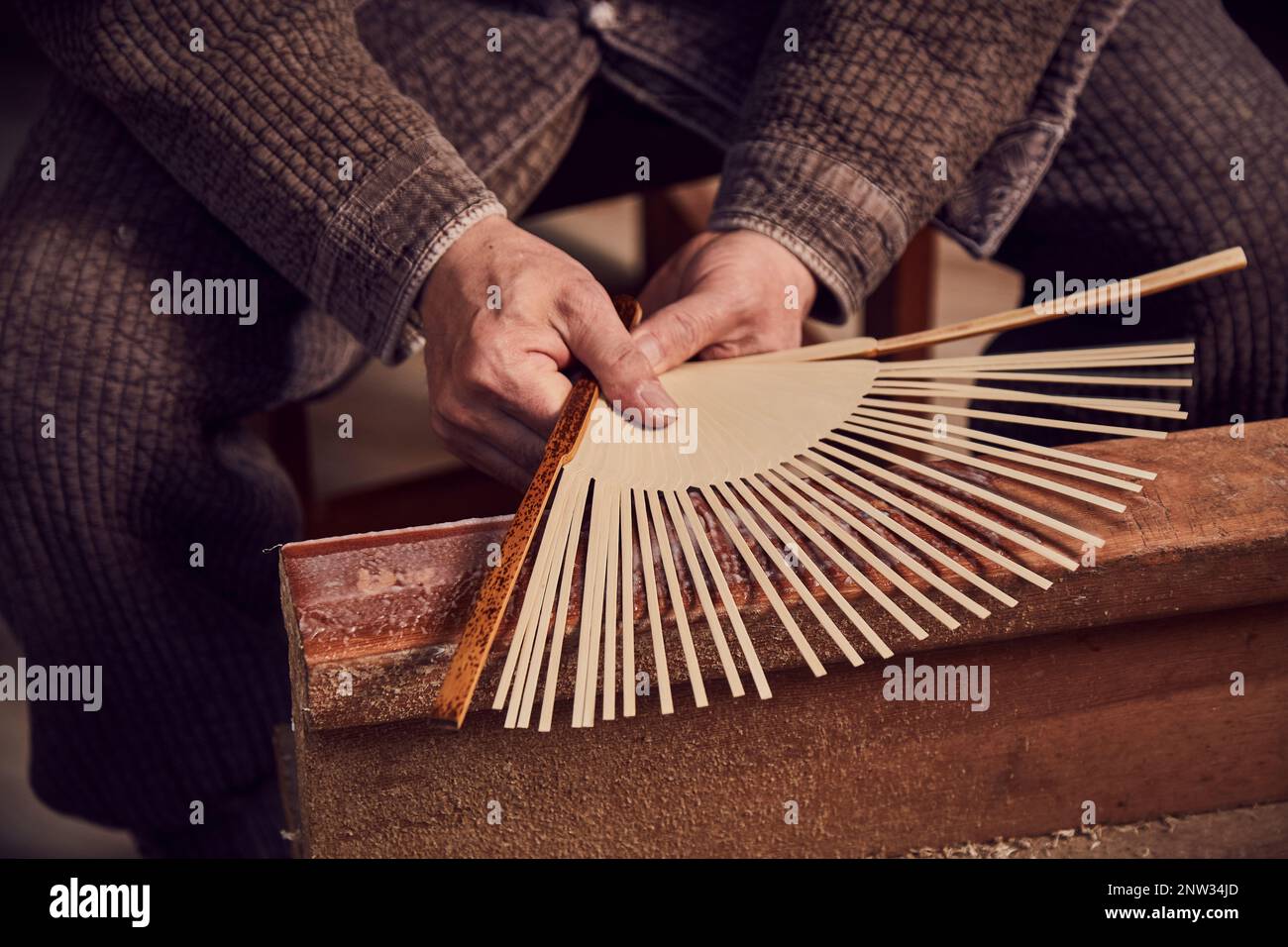 Hanji, traditional Korean paper, paper hanji fan handmade from mulberry ...