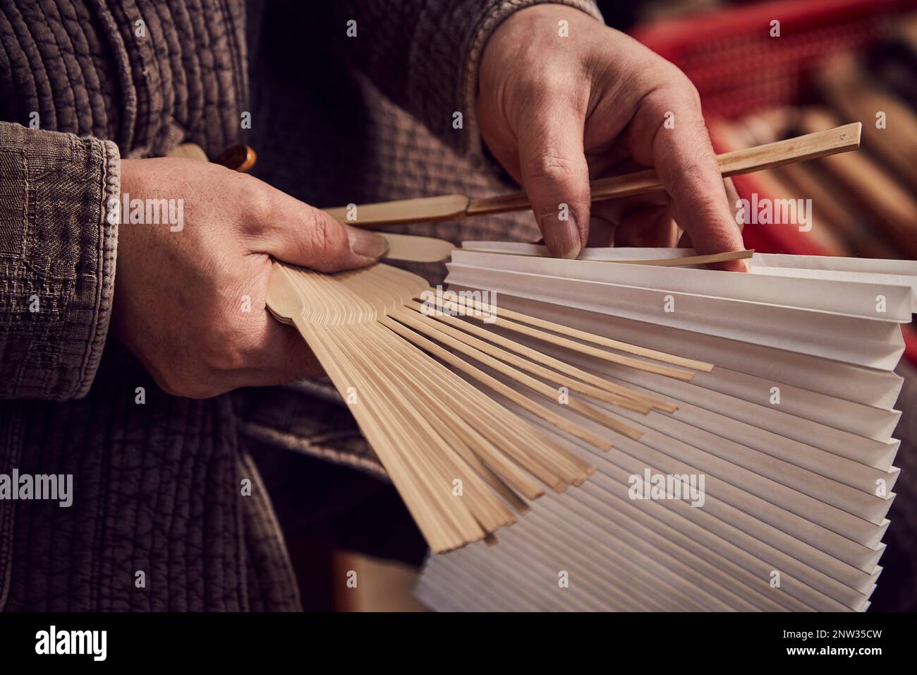 Hanji, traditional Korean paper, paper hanji fan handmade from mulberry ...