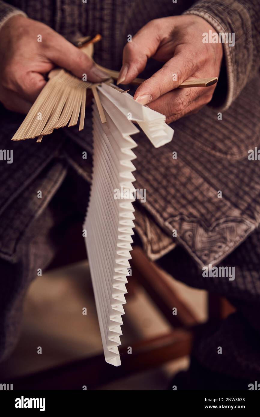 Hanji, traditional Korean paper, paper hanji fan handmade from mulberry ...