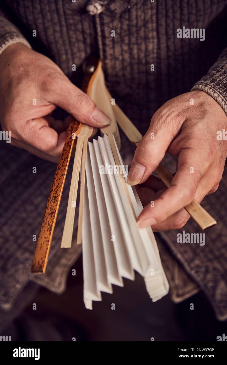 Hanji, traditional Korean paper, paper hanji fan handmade from mulberry ...