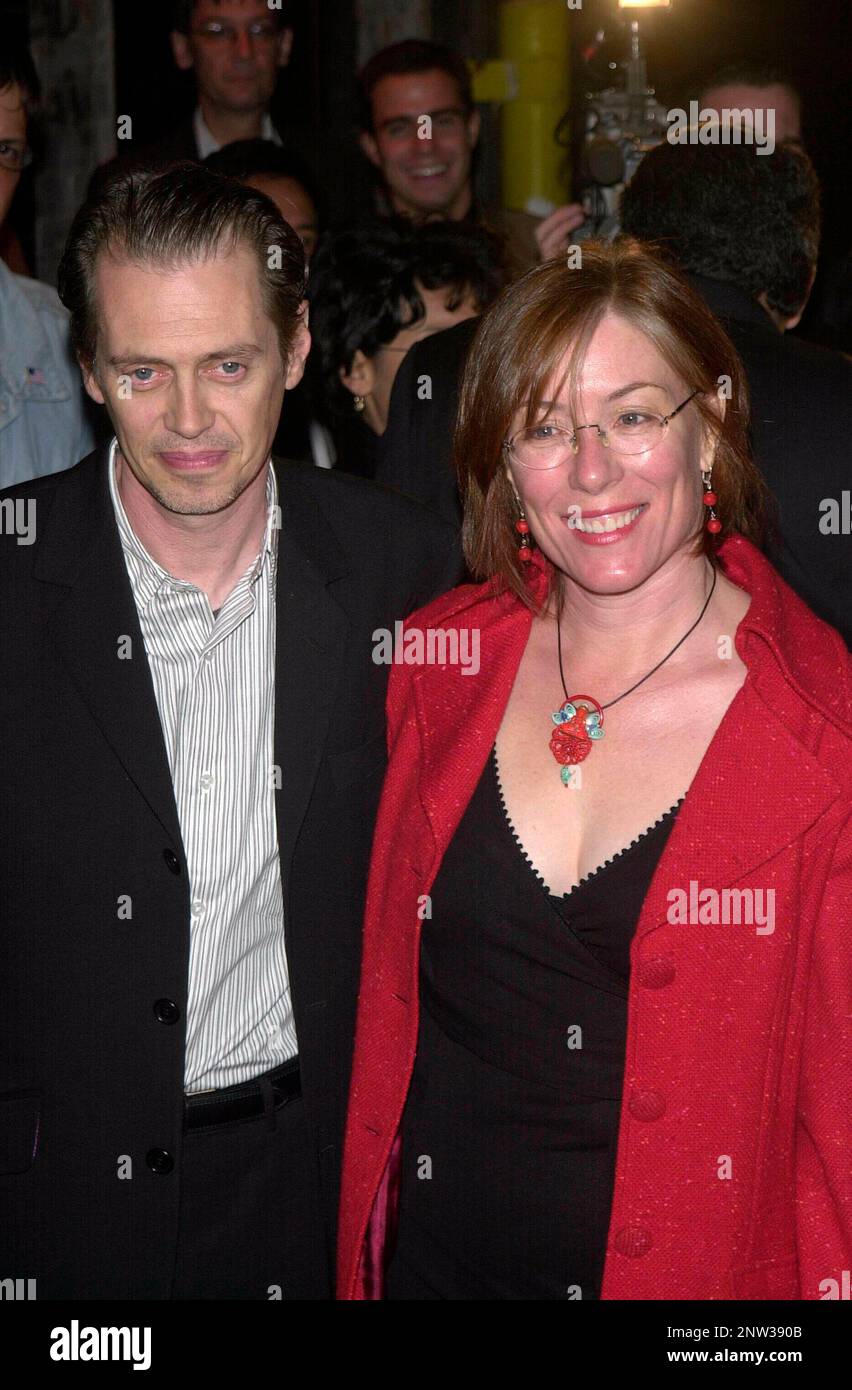 Photo by: Peter Kramer/STAR MAX/IPx 2019 10/15/01 Steve Buscemi and ...
