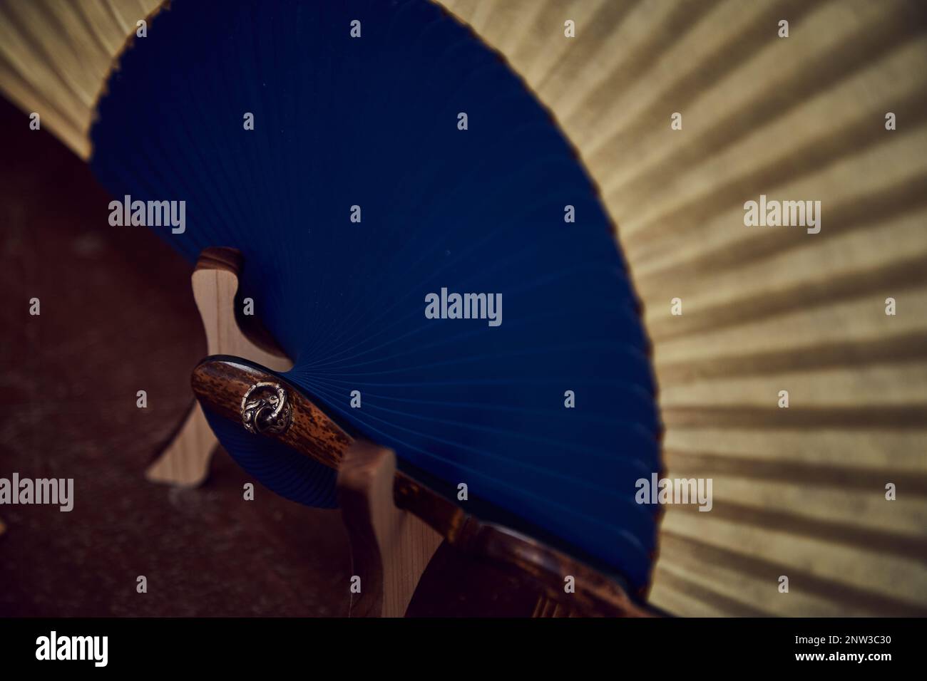 Hanji, traditional Korean paper, paper hanji fan handmade from mulberry ...