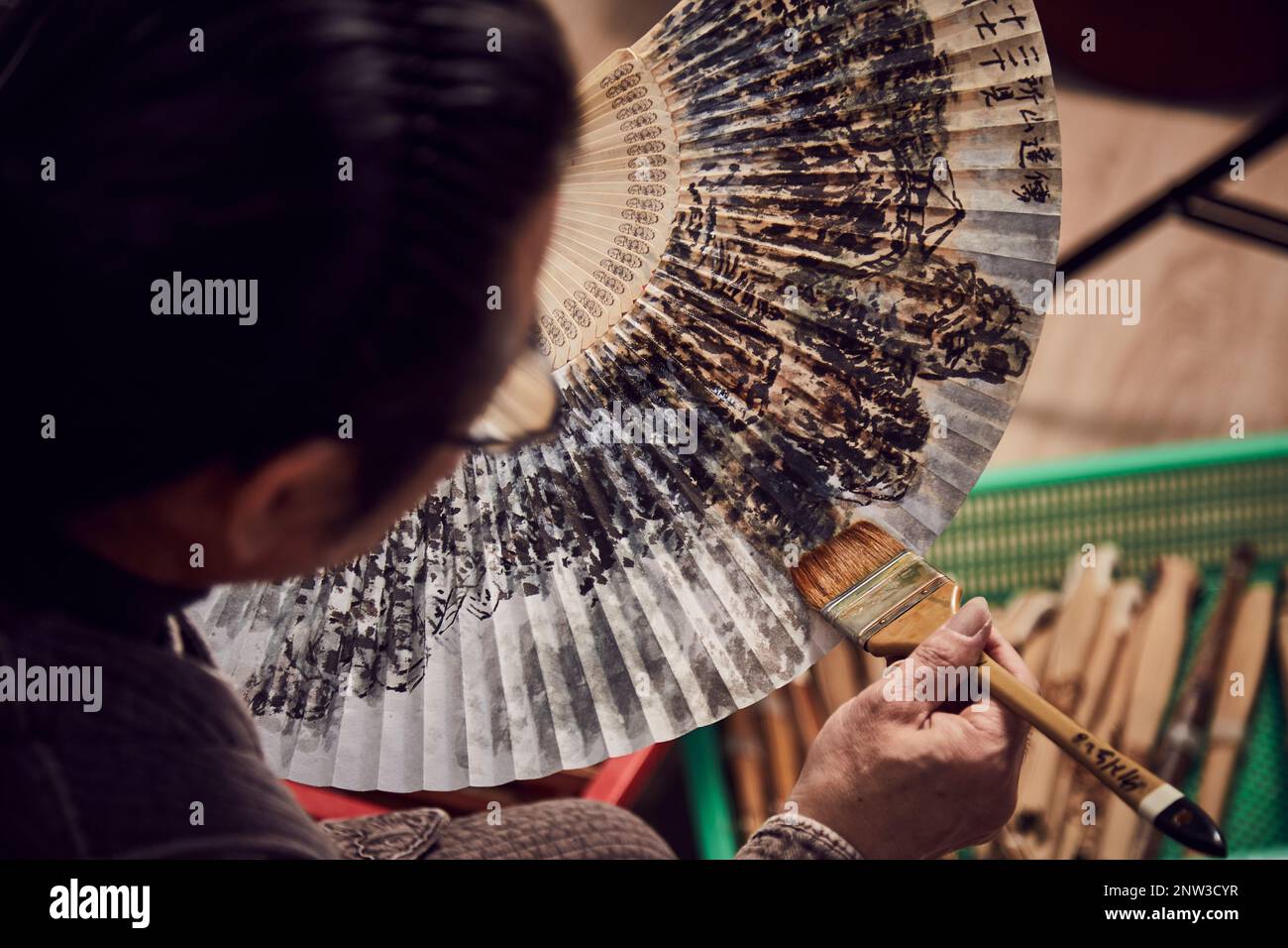 Hanji, traditional Korean paper, paper hanji fan handmade from mulberry ...