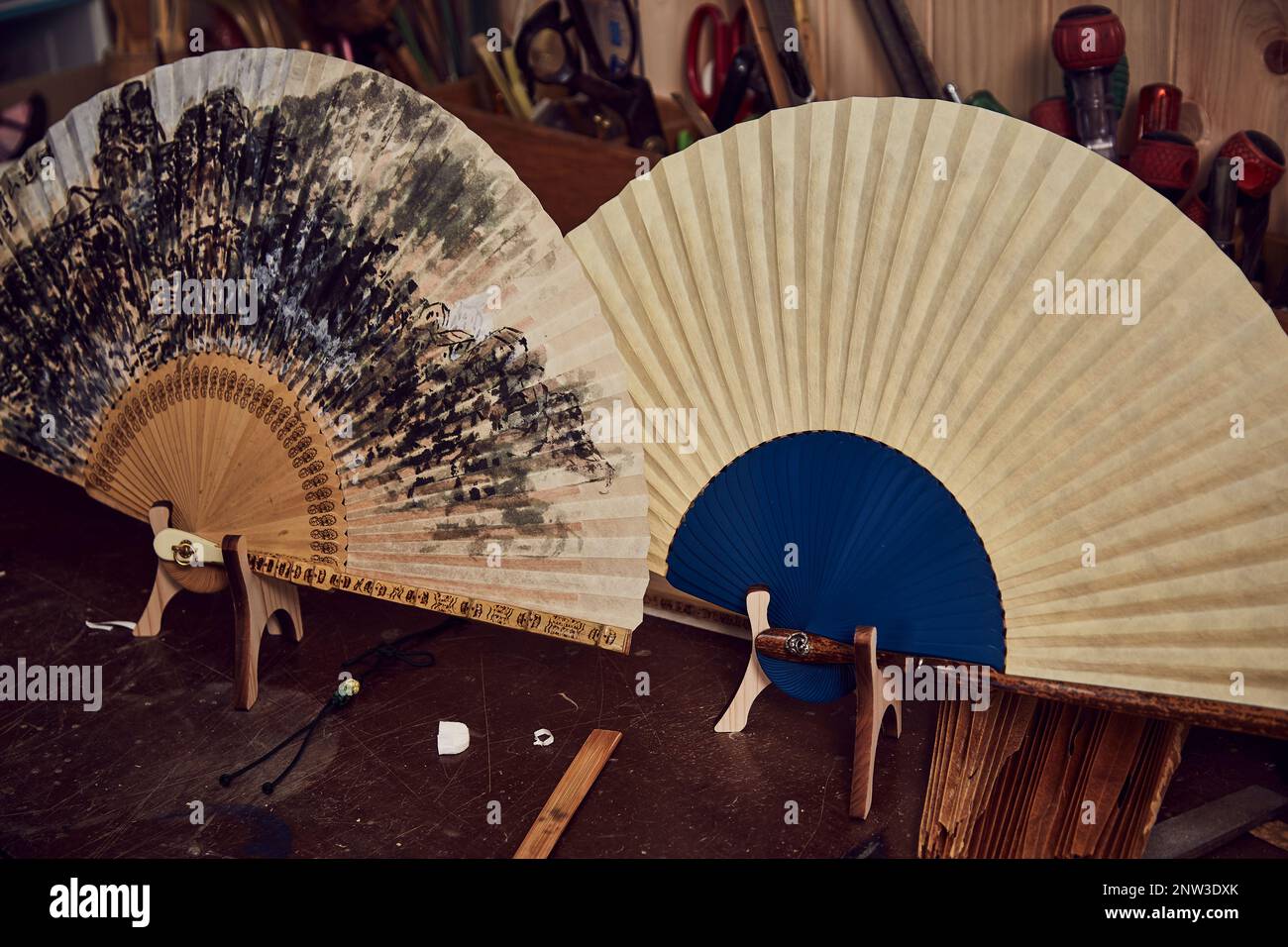 Hanji, traditional Korean paper, paper hanji fan handmade from mulberry ...