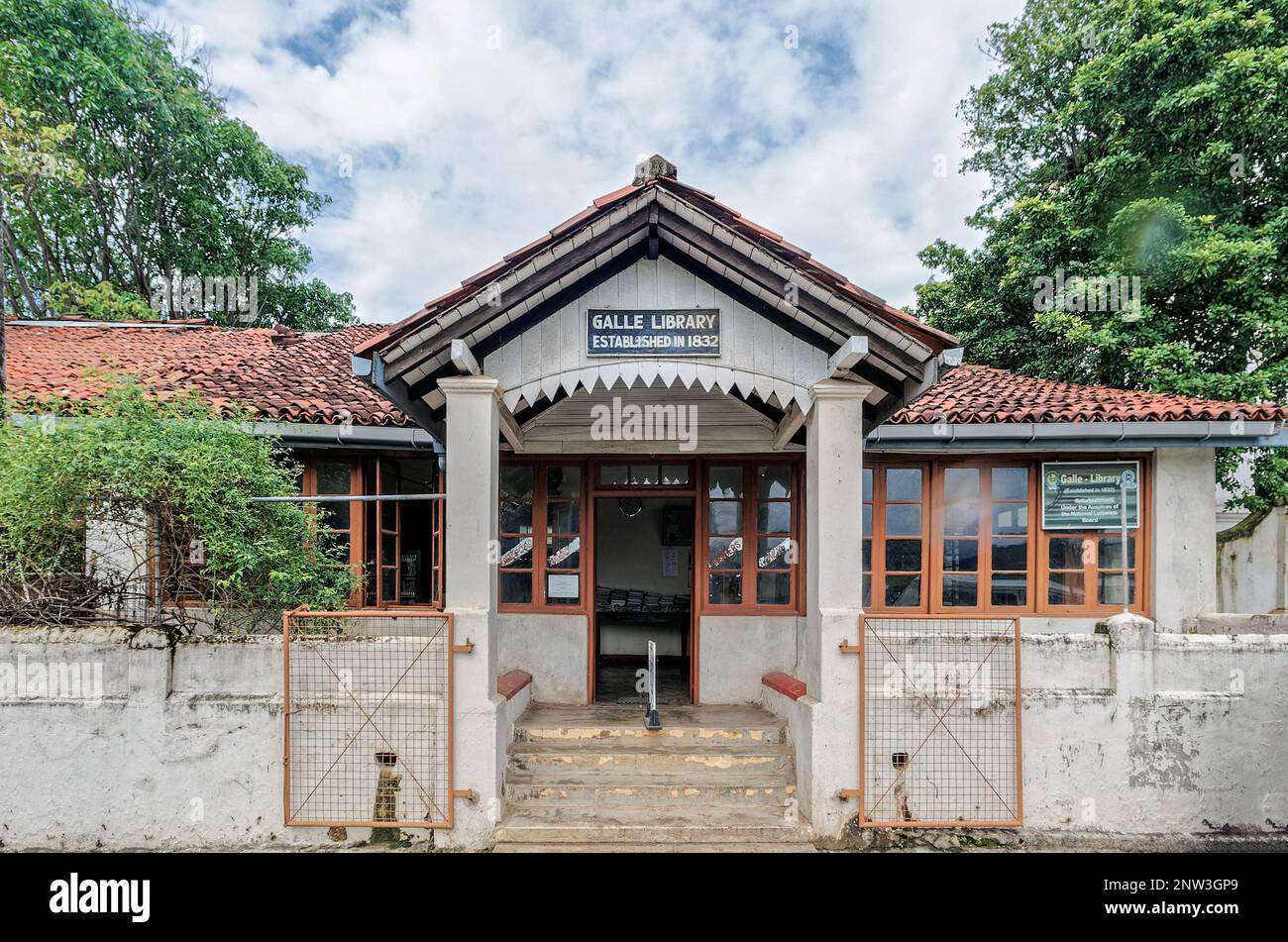 09 07 2007 Vintage Heritage Galle Library Established in eighten ...