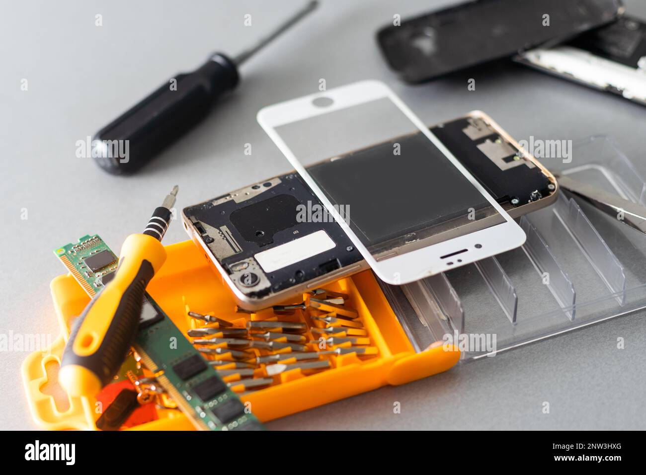 Close-up photos showing process of mobile phone repair Stock Photo - Alamy