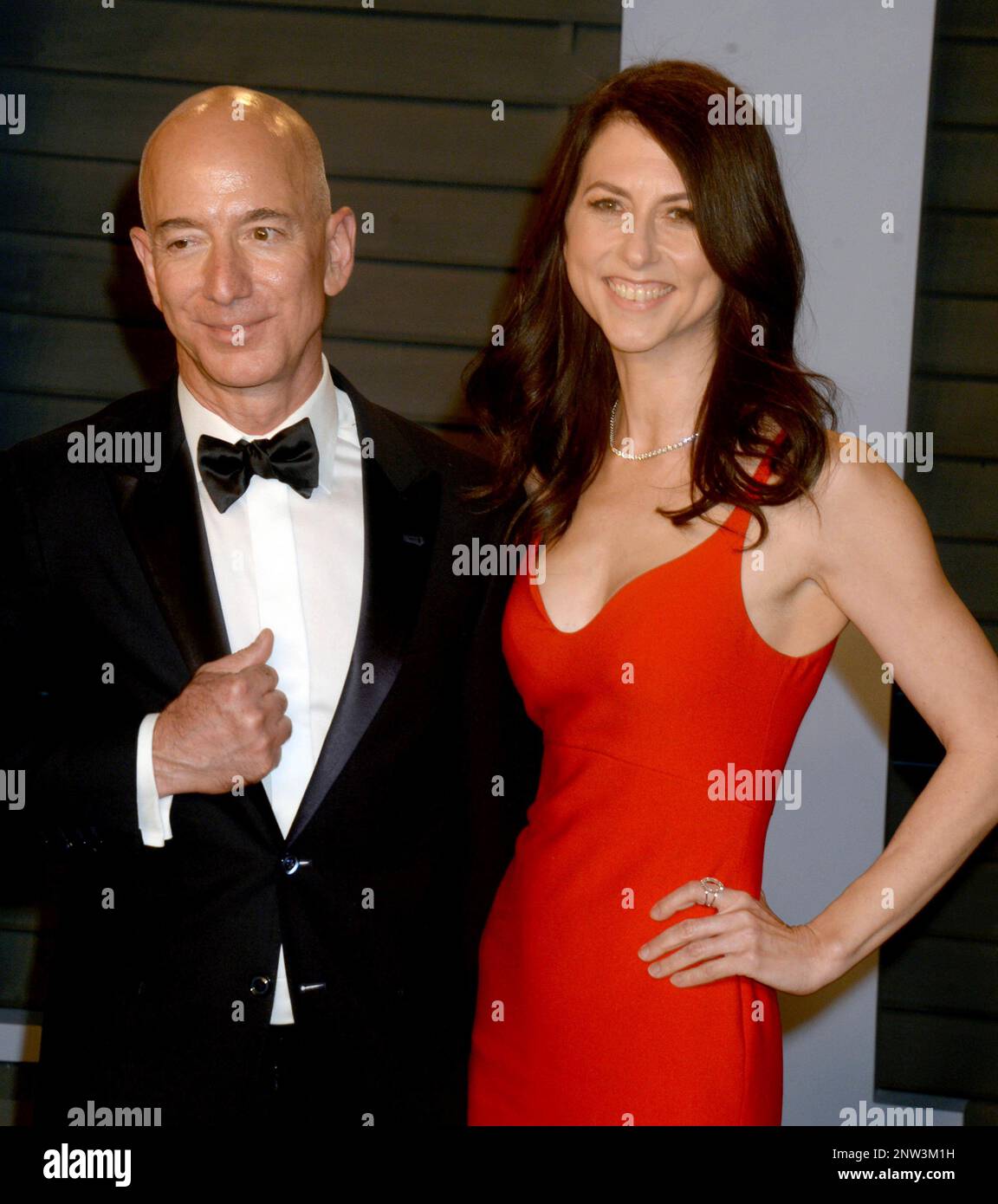 Photo by: Dennis Van Tine/STAR MAX/IPx 2019 3/4/18 Jeff Bezos and wife ...