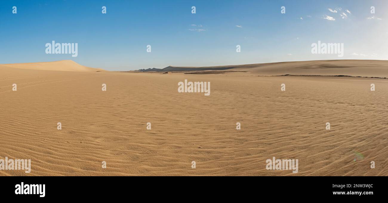 Landscape scenic view of desolate barren western desert karaween sand ...