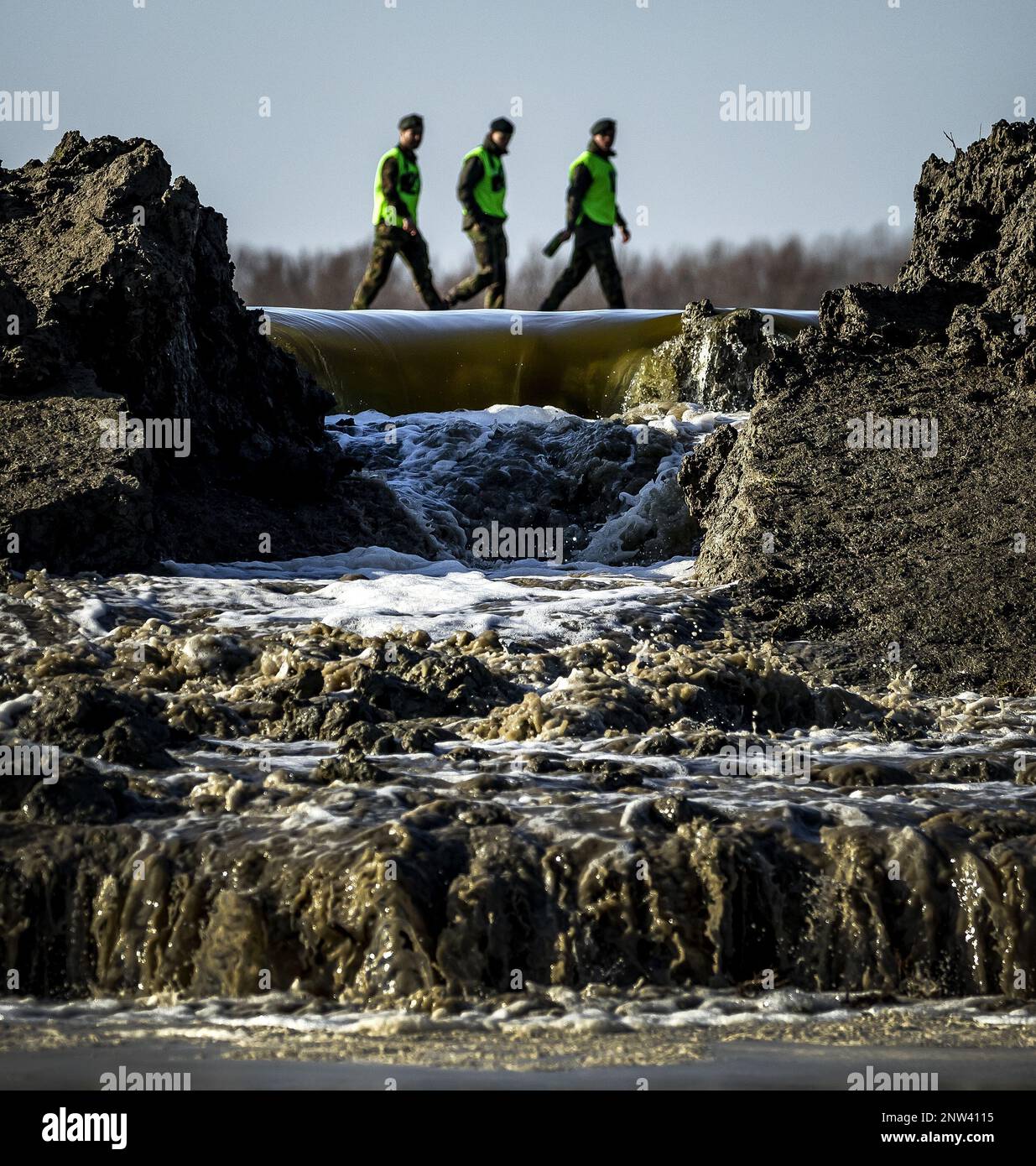 Explosive dikes hi-res stock photography and images - Alamy