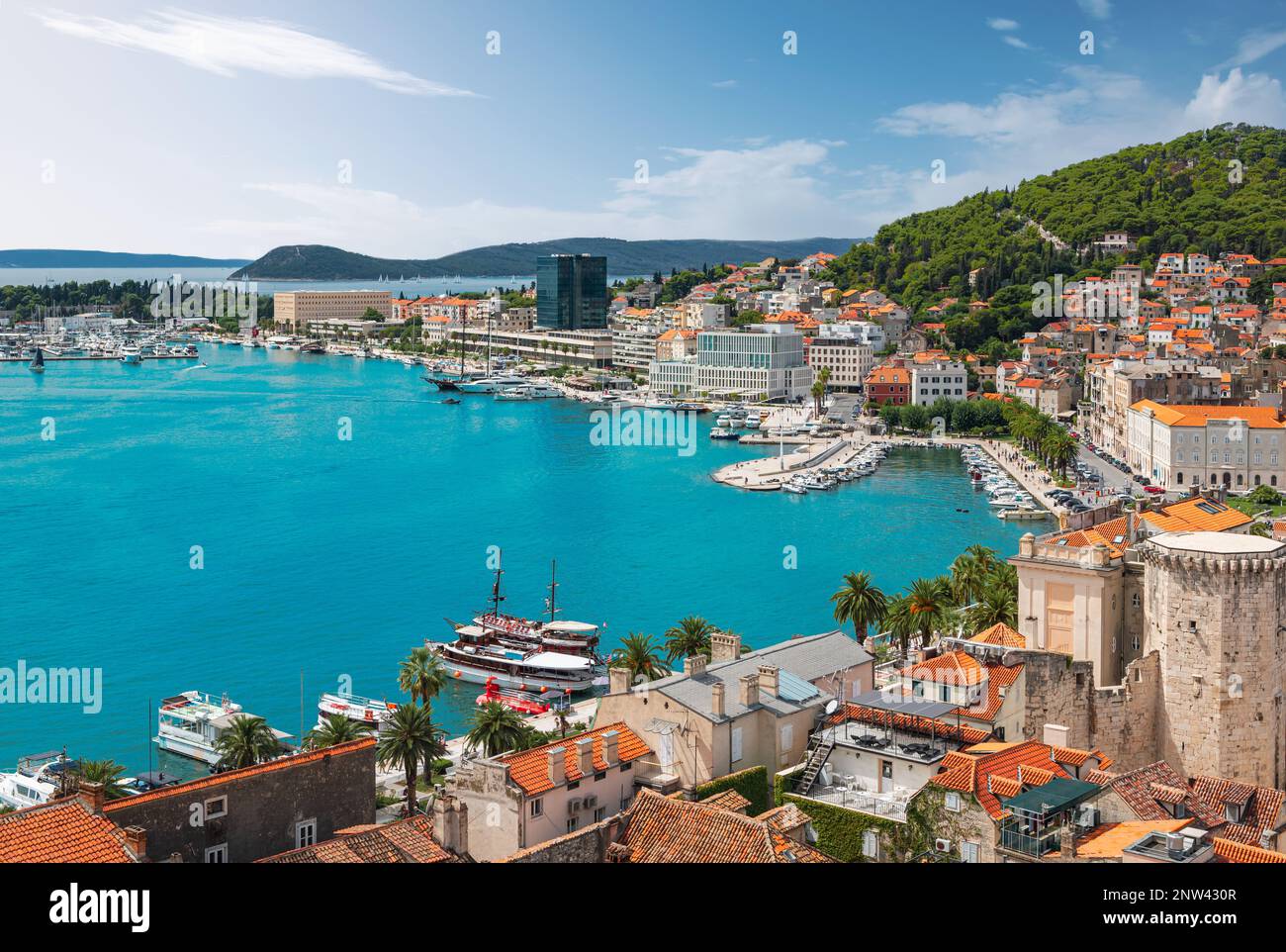 Split, Croatia, Dalmatia. Riva Harbor and yacht marina Stock Photo - Alamy