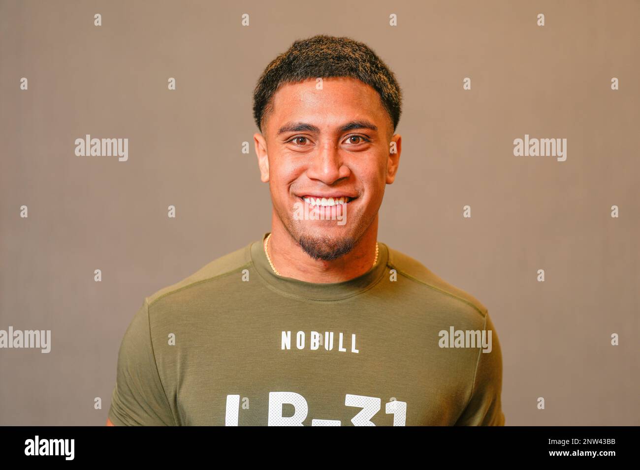 Alabama linebacker Henry To'Oto'O poses for a portrait at the NFL ...