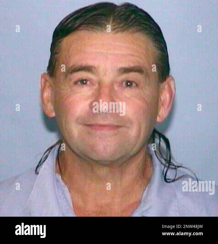 This undated photo provided by the Illinois Department of Corrections ...