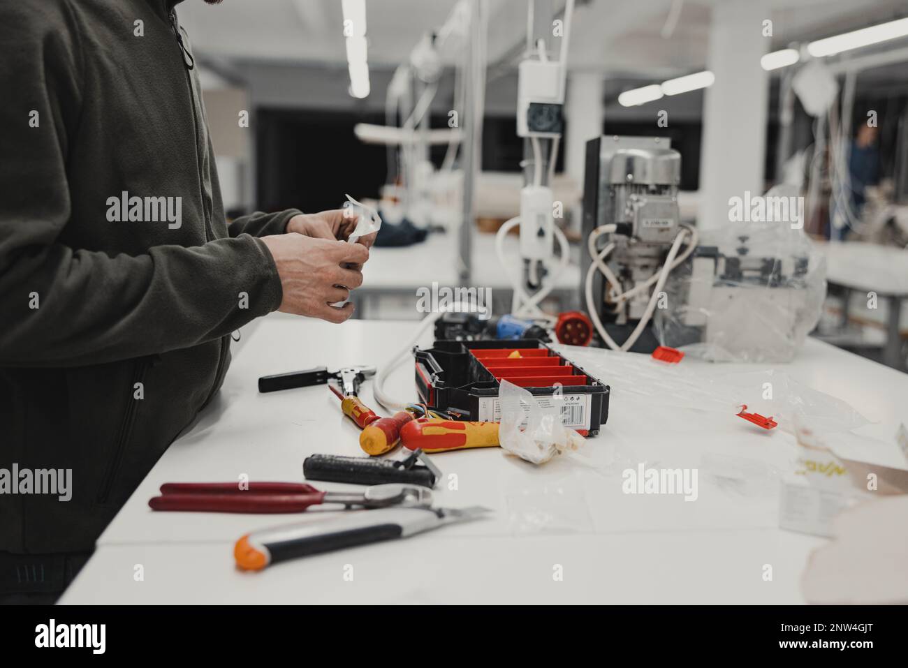 Electrician production hi-res stock photography and images - Alamy