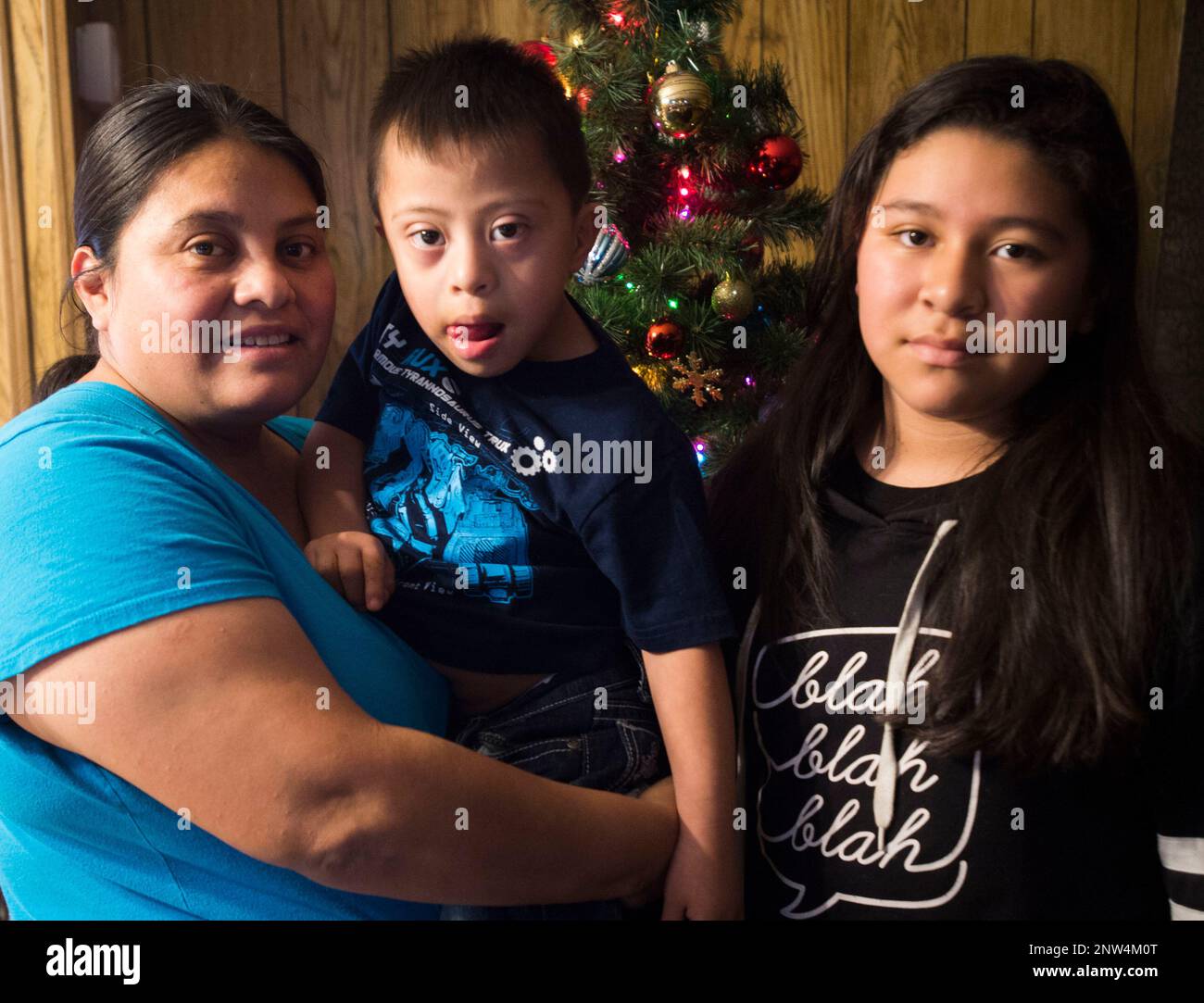 This Thursday Dec. 20, 2018 photo, Hilda Hernandez, left, poses for a ...