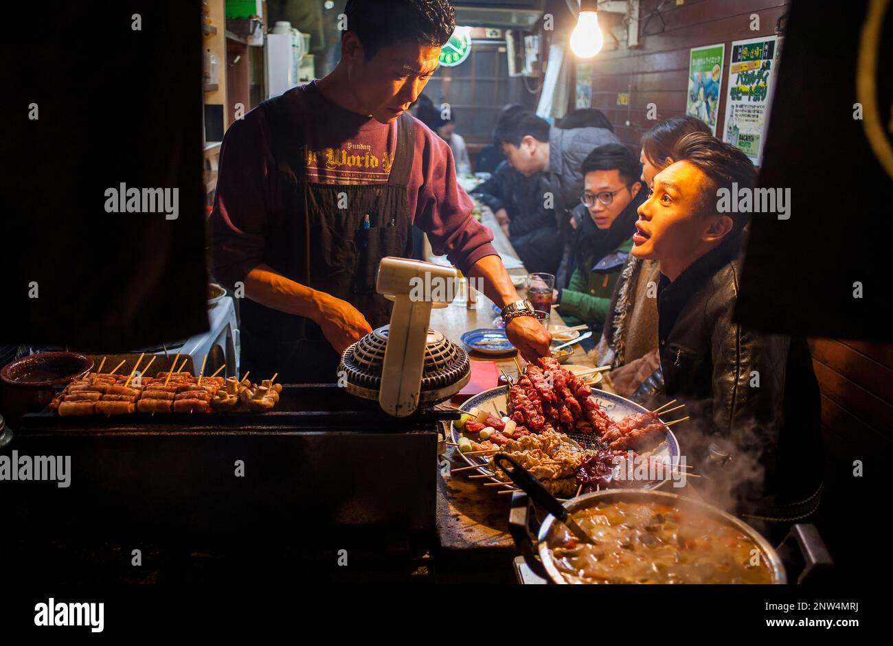 Yokocho alley tokio hi-res stock photography and images - Alamy