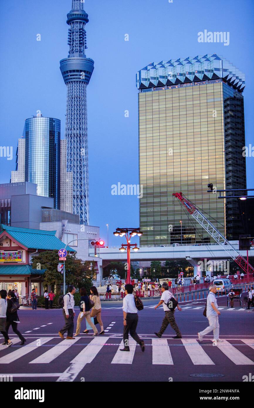 Crosswalk in Kaminarimon street, in background Sky Tree, Asakusa ...