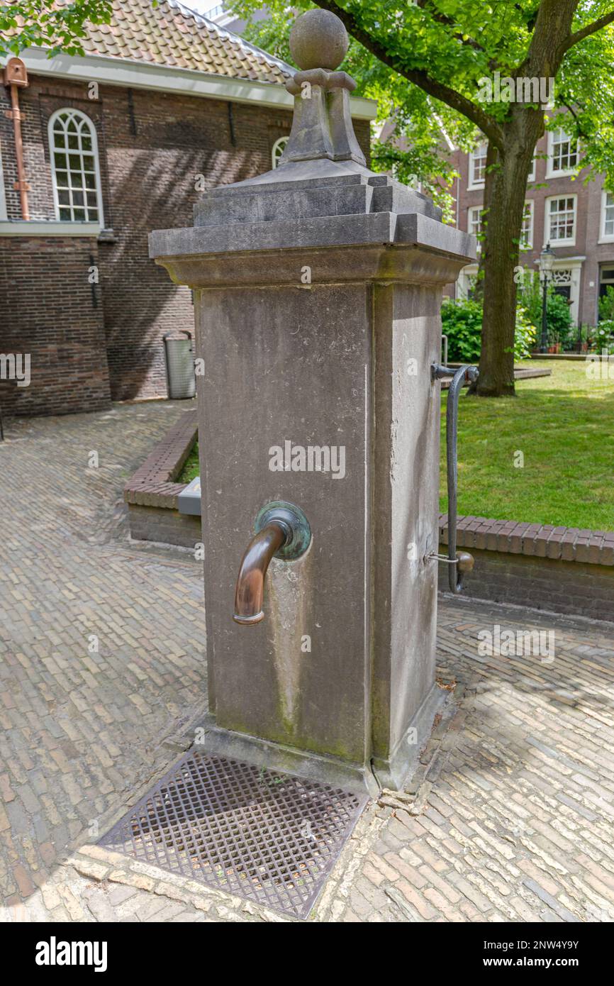 Hand Water Pump Well in Begijnhof Old Amsterdam Netherlands Stock Photo ...
