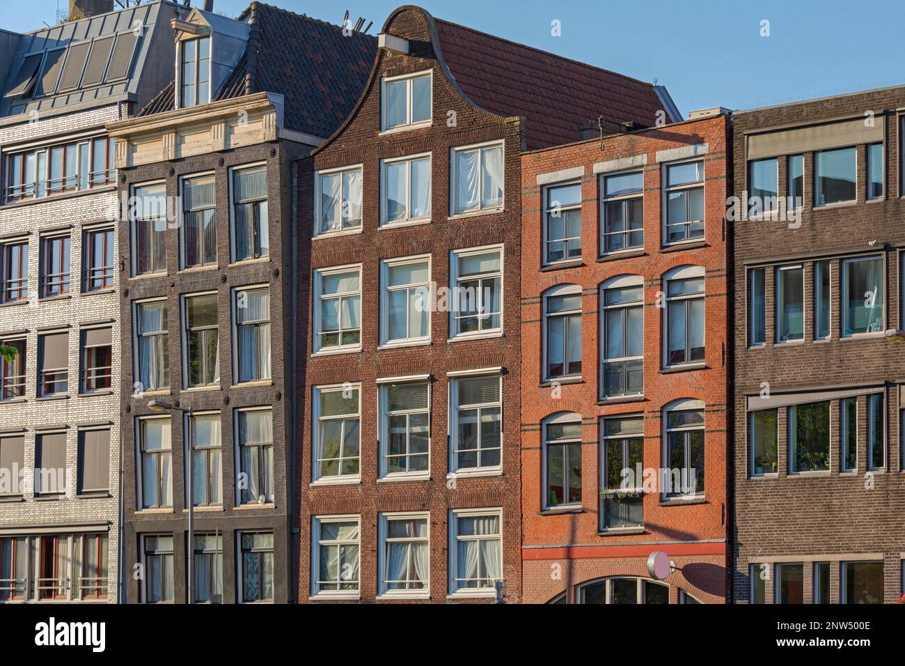 Large Windows at Traditional Houses in Old Amsterdam Stock Photo - Alamy