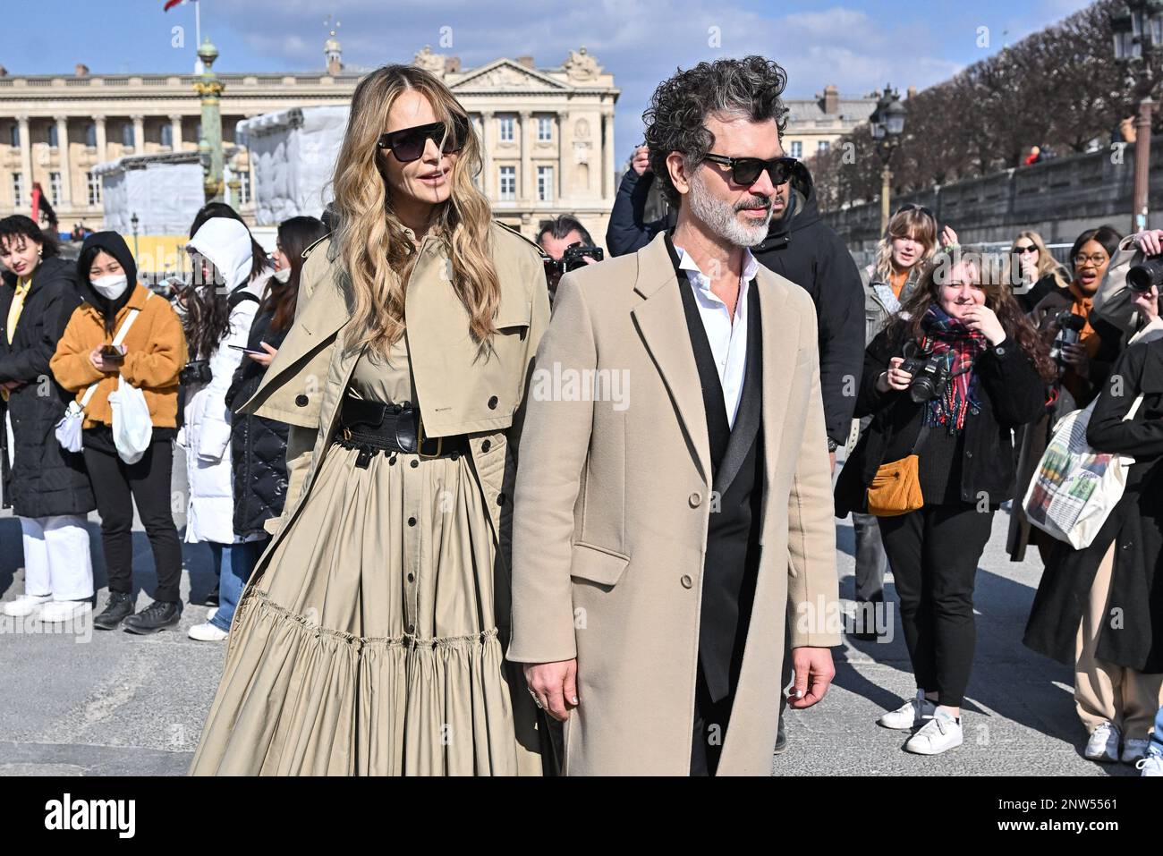 Paris, France February 28, 2023. Elle Macpherson, Doyle Bramhall II ...