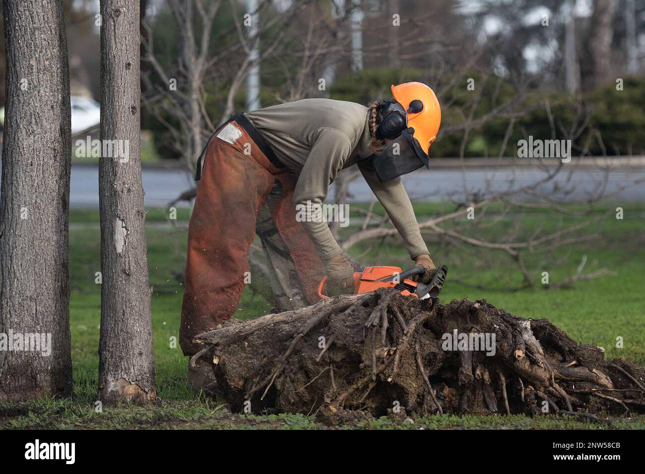 U.S. Air Force Staff Sgt. Jessica Vadnais, 60th Civil Engineer Squadron ...