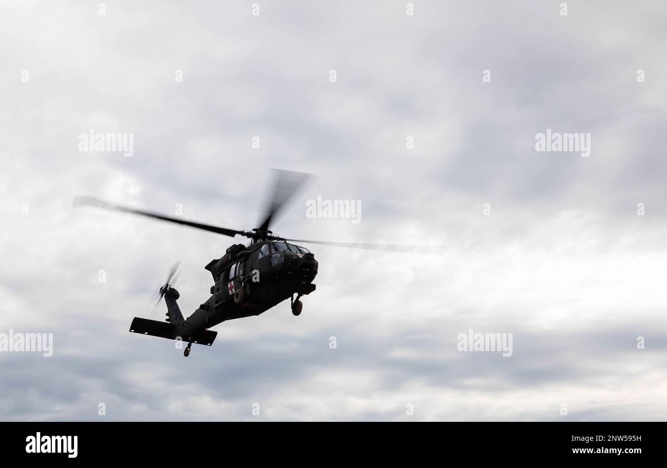 Soldiers assigned to the 39th Brigade Engineer Battalion, 2nd Brigade ...