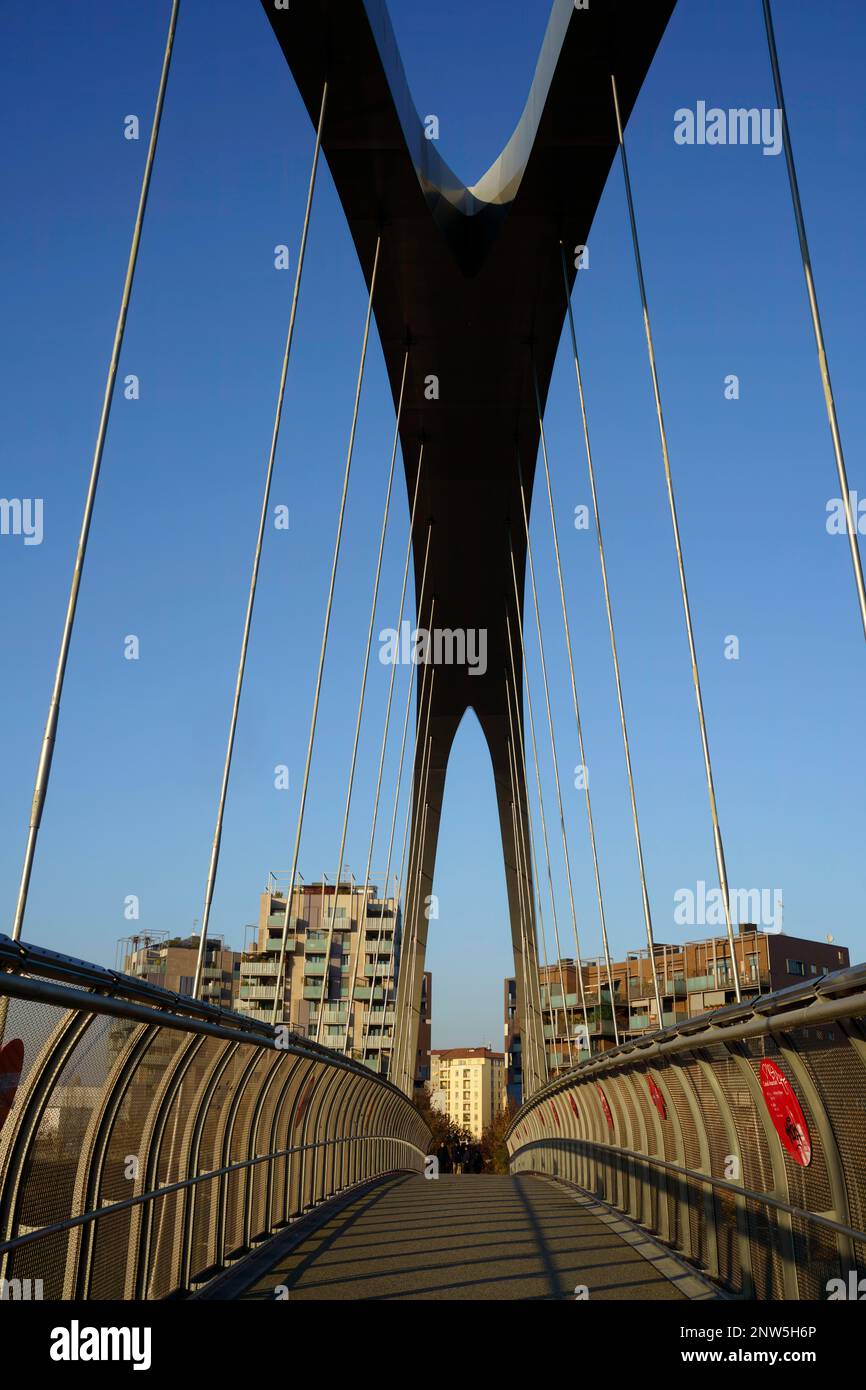 Modern buildings portello park hi-res stock photography and images - Alamy