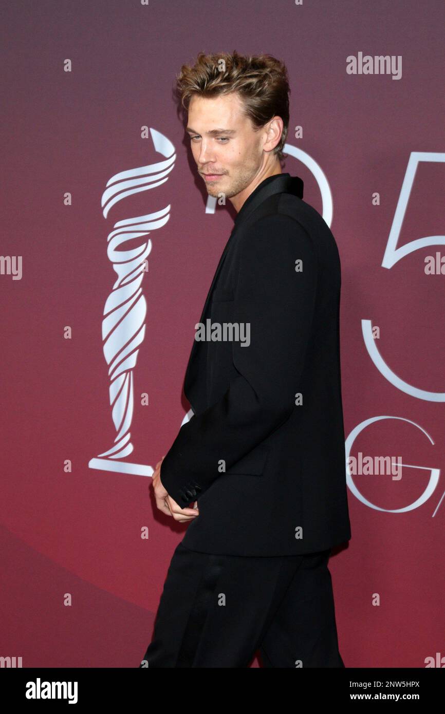 Los Angeles, CA. 27th Feb, 2023. Austin Butler at arrivals for 25th ...