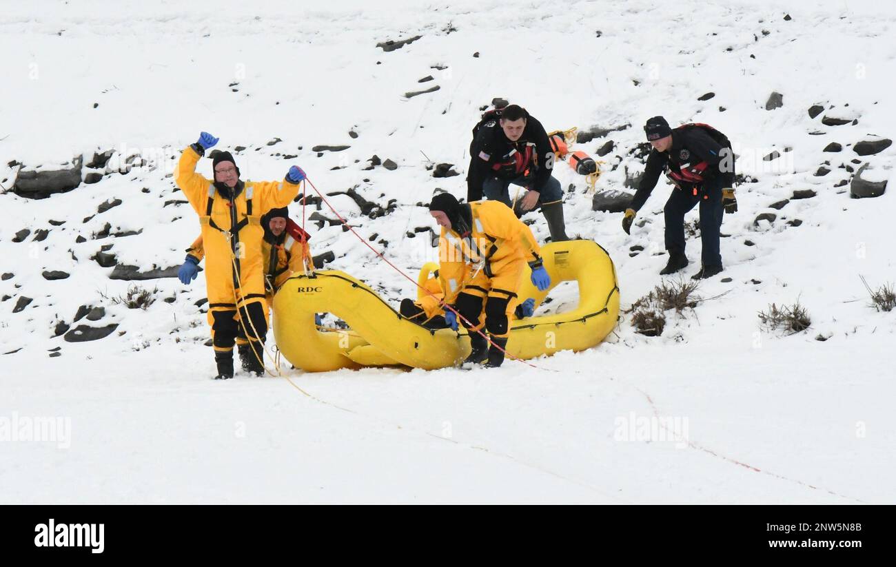 Firefighters from the Fort Drum Fire and Emergency Services Division ...