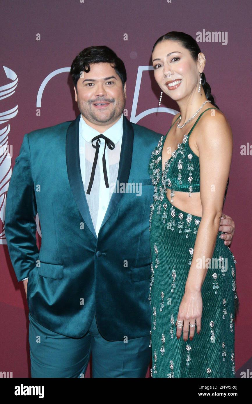 Los Angeles, CA. 27th Feb, 2023. Harvey Guillen, Laura Montgomery at ...