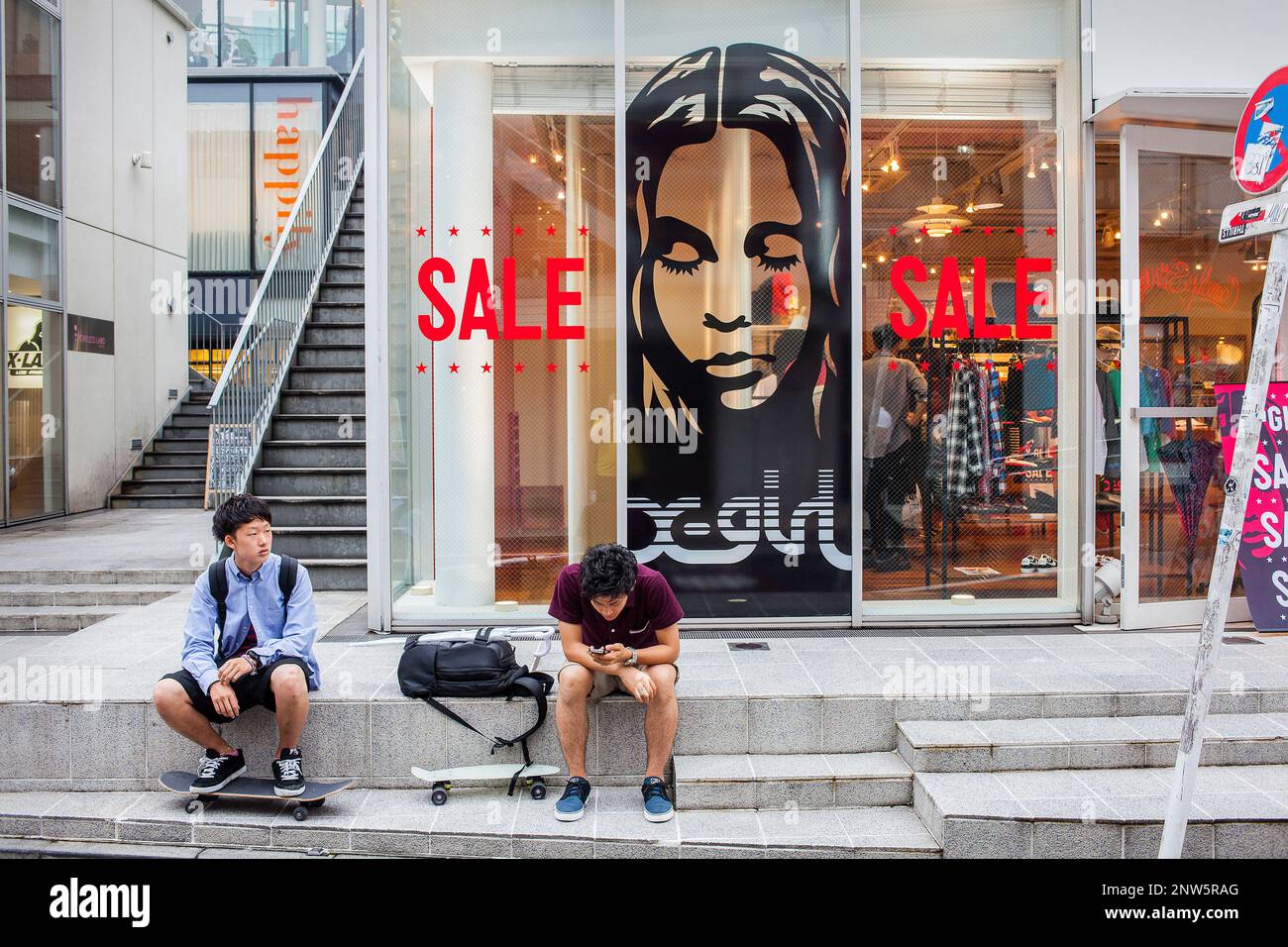 Street scene in Cat Street, near Takeshita dori.Omotesando.Tokyo city ...