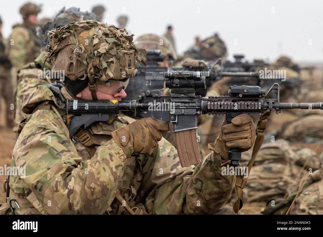 U.S. Army Soldiers assigned to the 1st Battalion, 502nd Infantry ...