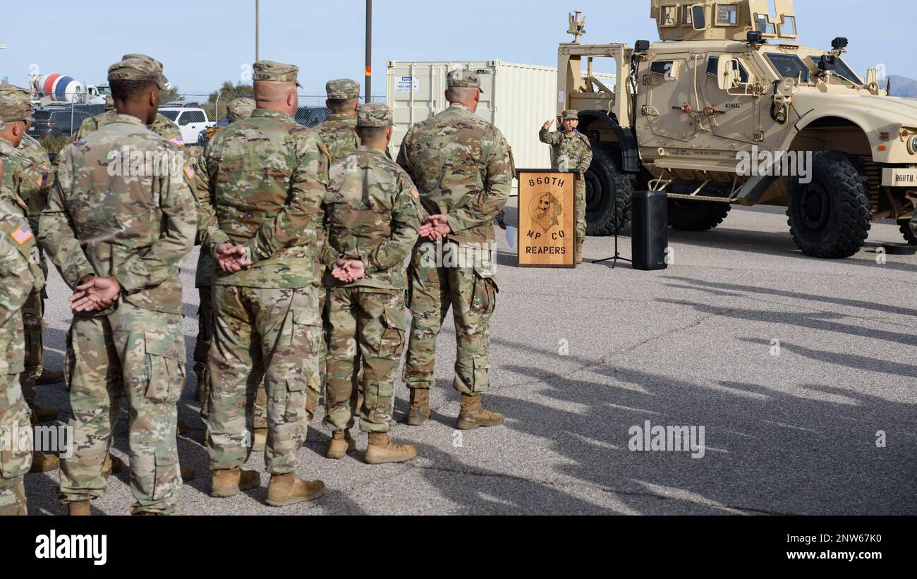 860th military police company hi-res stock photography and images - Alamy