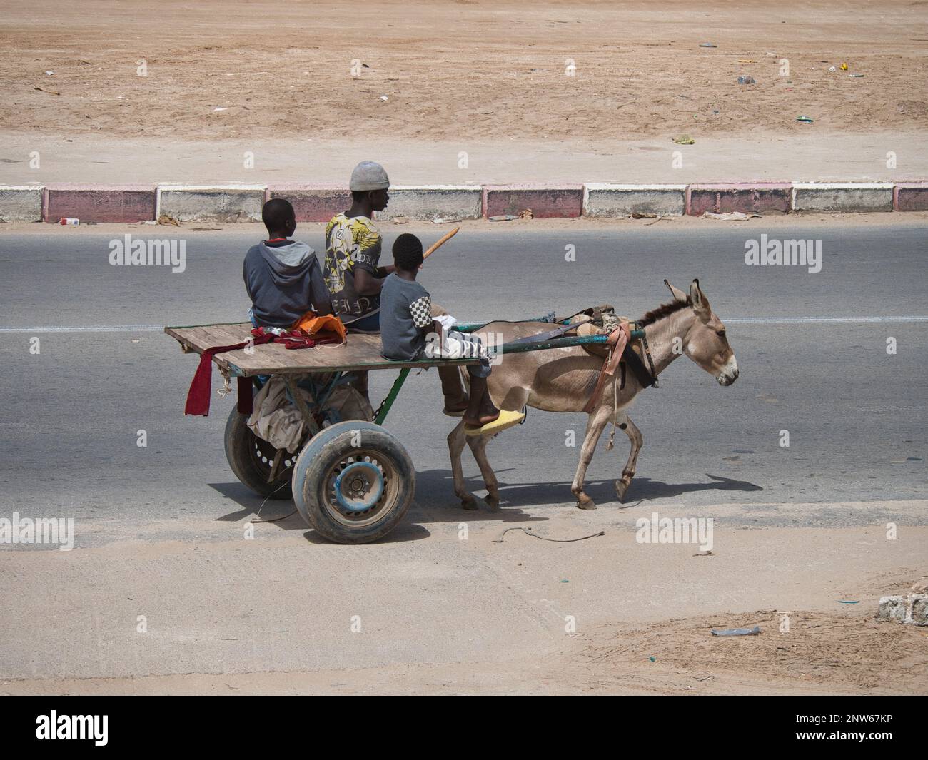 Three wheels cart hi-res stock photography and images - Alamy