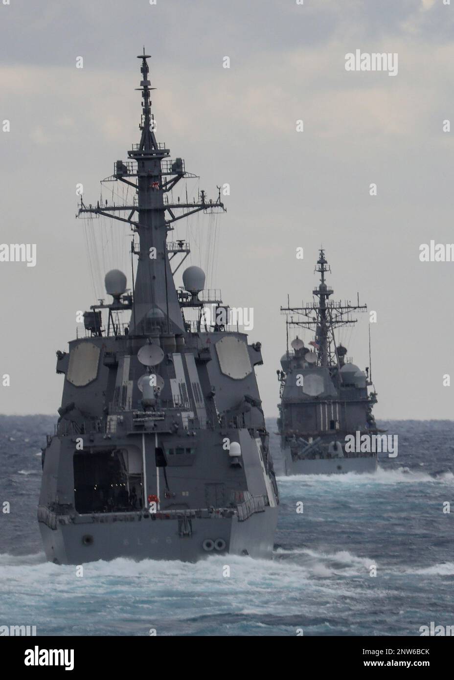 PHILIPPINE SEA (Jan. 18, 2023) – The Ticonderoga-class guided-missile ...