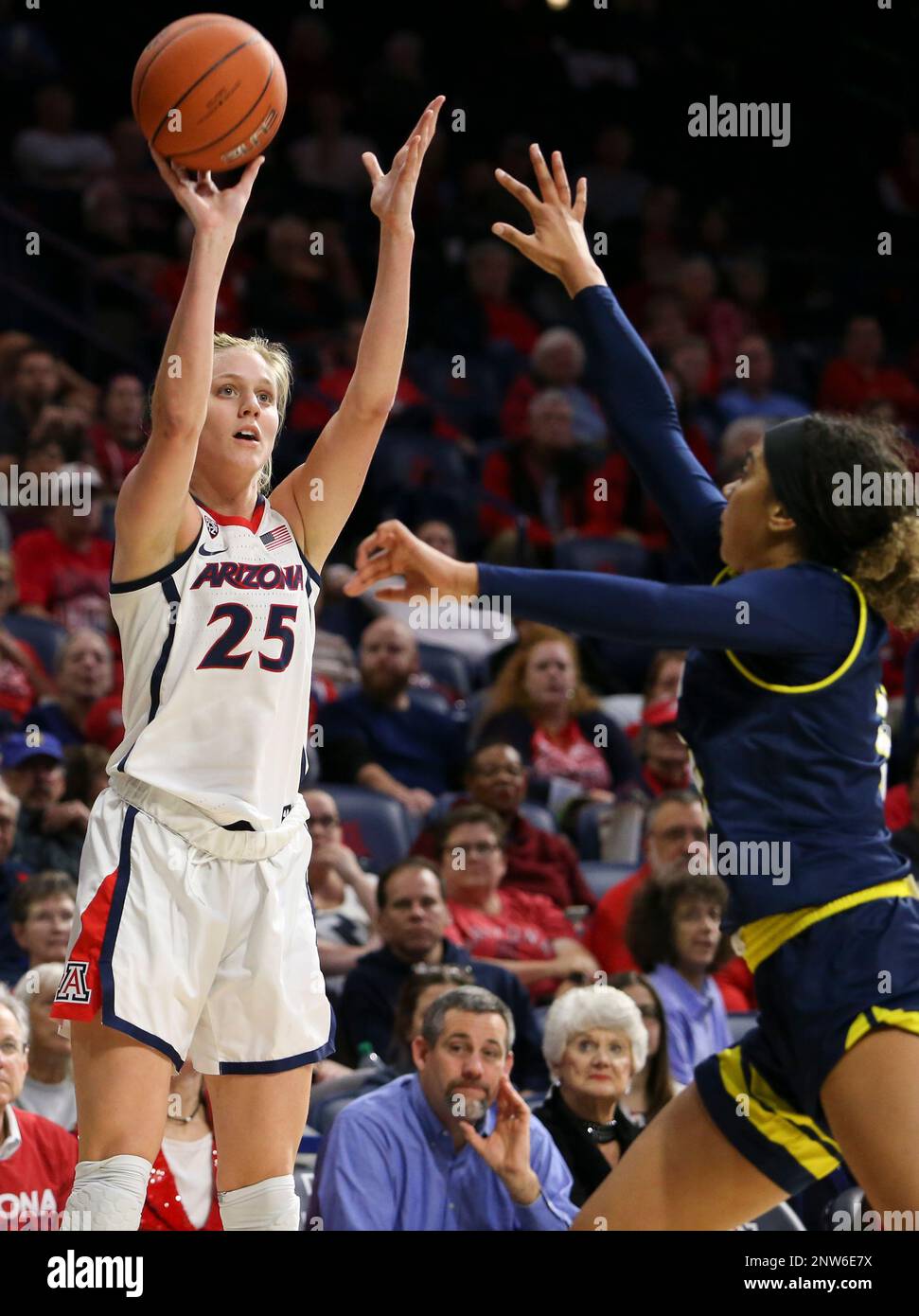 TUCSON, AZ - DECEMBER 21: Arizona Wildcats forward Cate Reese (25 ...