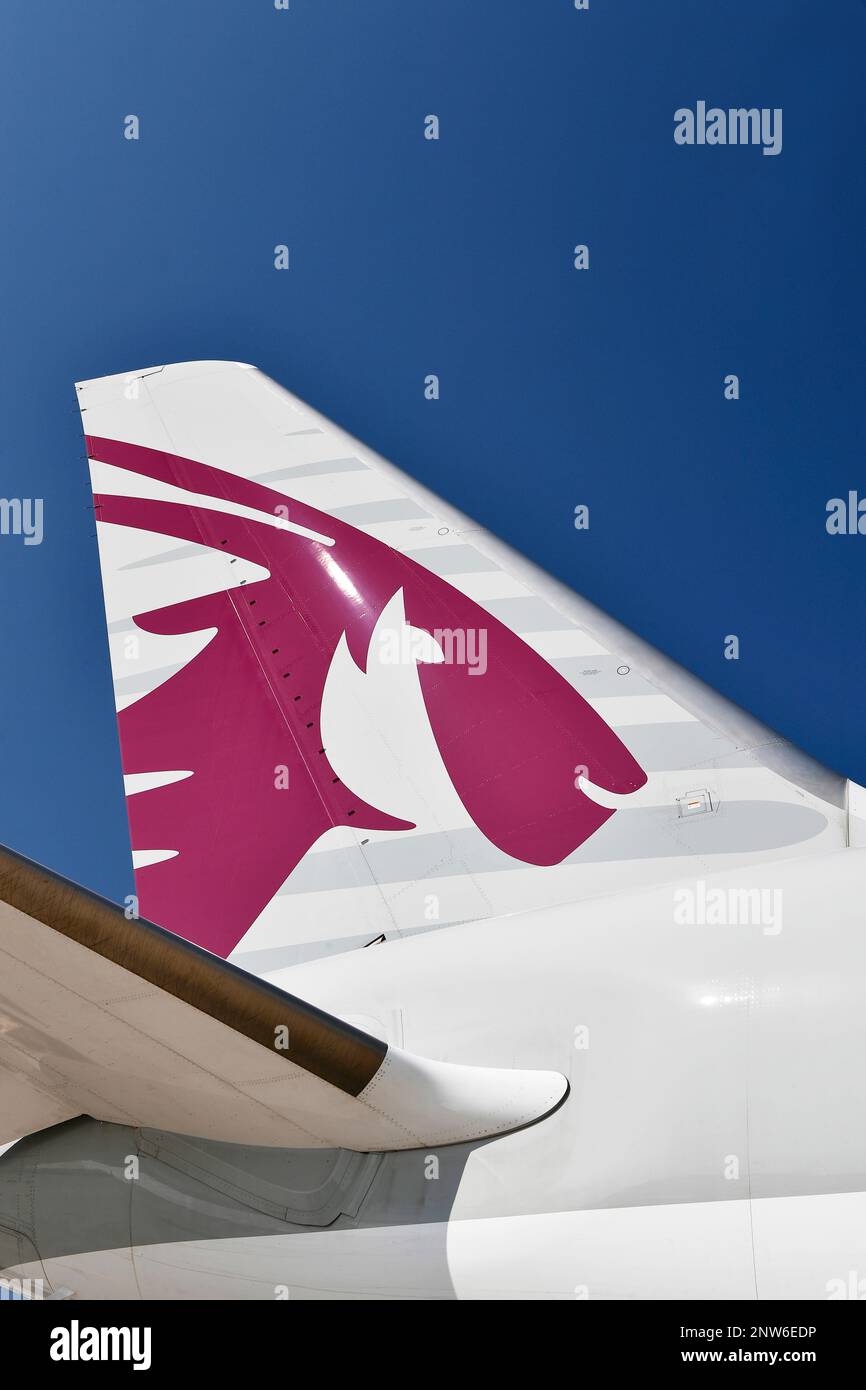 Qatar Airlines, B787-900, Dreamliner, Aircraft, rear, empennage ...
