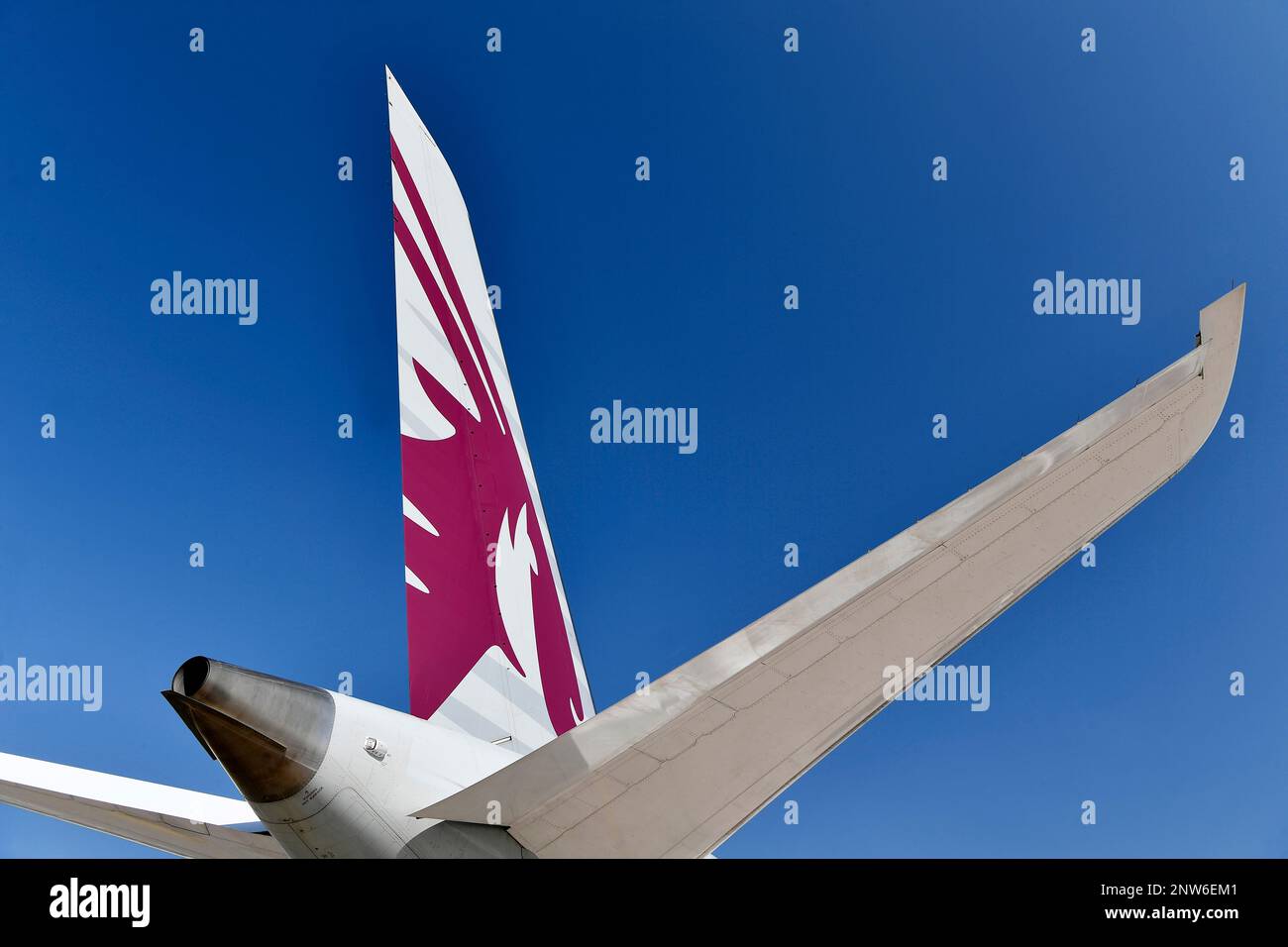 Qatar Airlines, B787-900, Dreamliner, Aircraft, rear, empennage ...