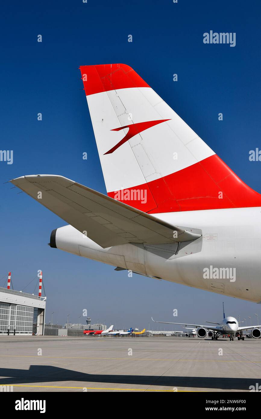 Austrian Airlines, Aircraft, rear, empennage, elevator, rudder, wing ...