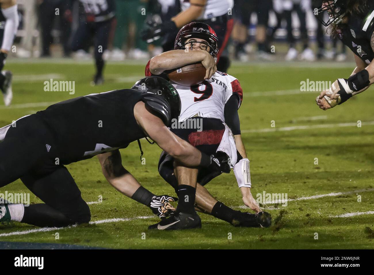 FRISCO, TX - DECEMBER 19: San Diego State Aztecs quarterback Ryan Agnew ...