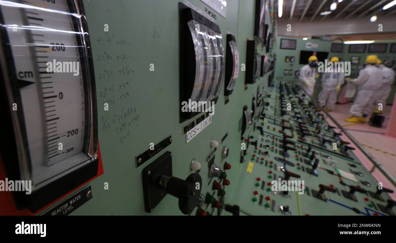 The main control room for Unit 1 and 2 of the Tokyo Electric Power ...