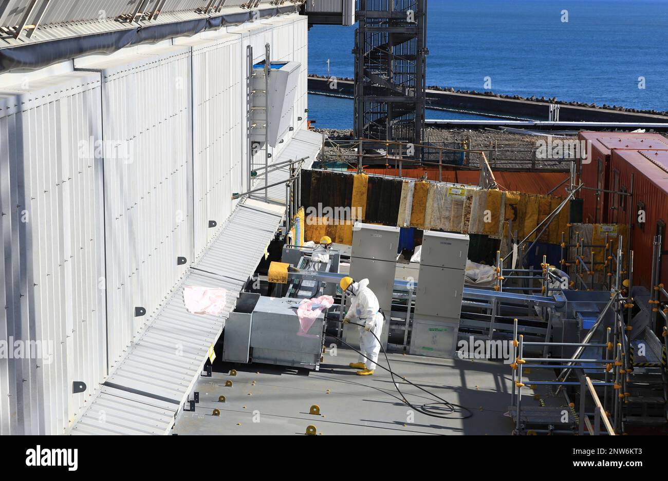 The operation floor of the Tokyo Electric Power Company Holdings ...