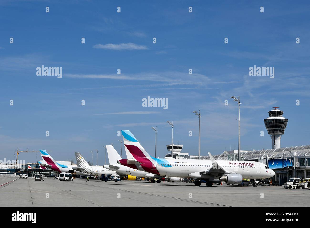 Overview, View, Panorama, Landscape, Aircrafts, Traffic, Green, Field ...