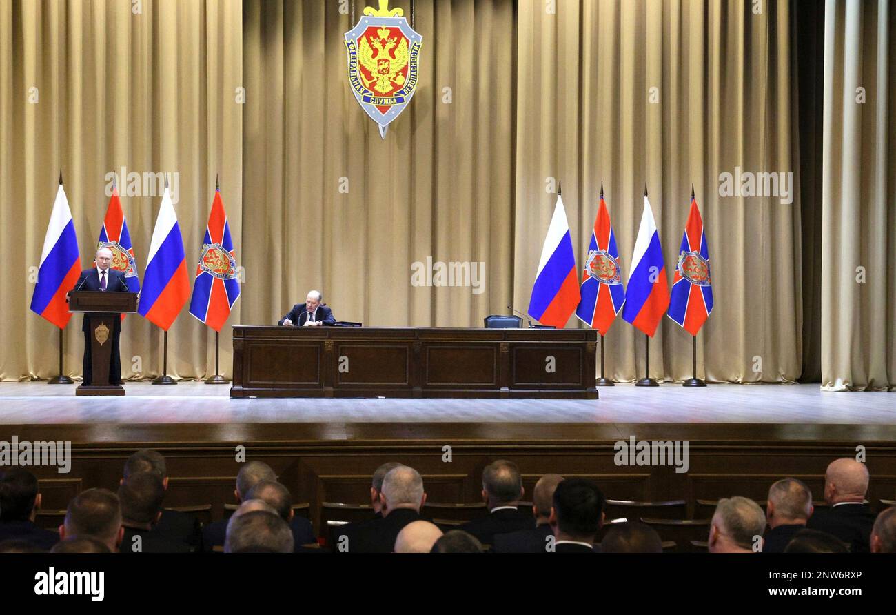 Moscow, Russia. 28th Feb, 2023. Russian President Vladimir Putin, left ...